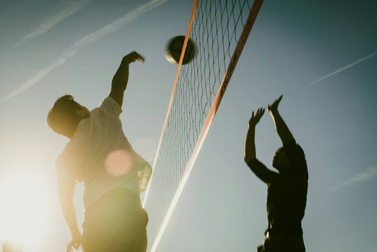 Mastering Doubles Positioning in Padel: The Secret Weapon Most Amateurs ...